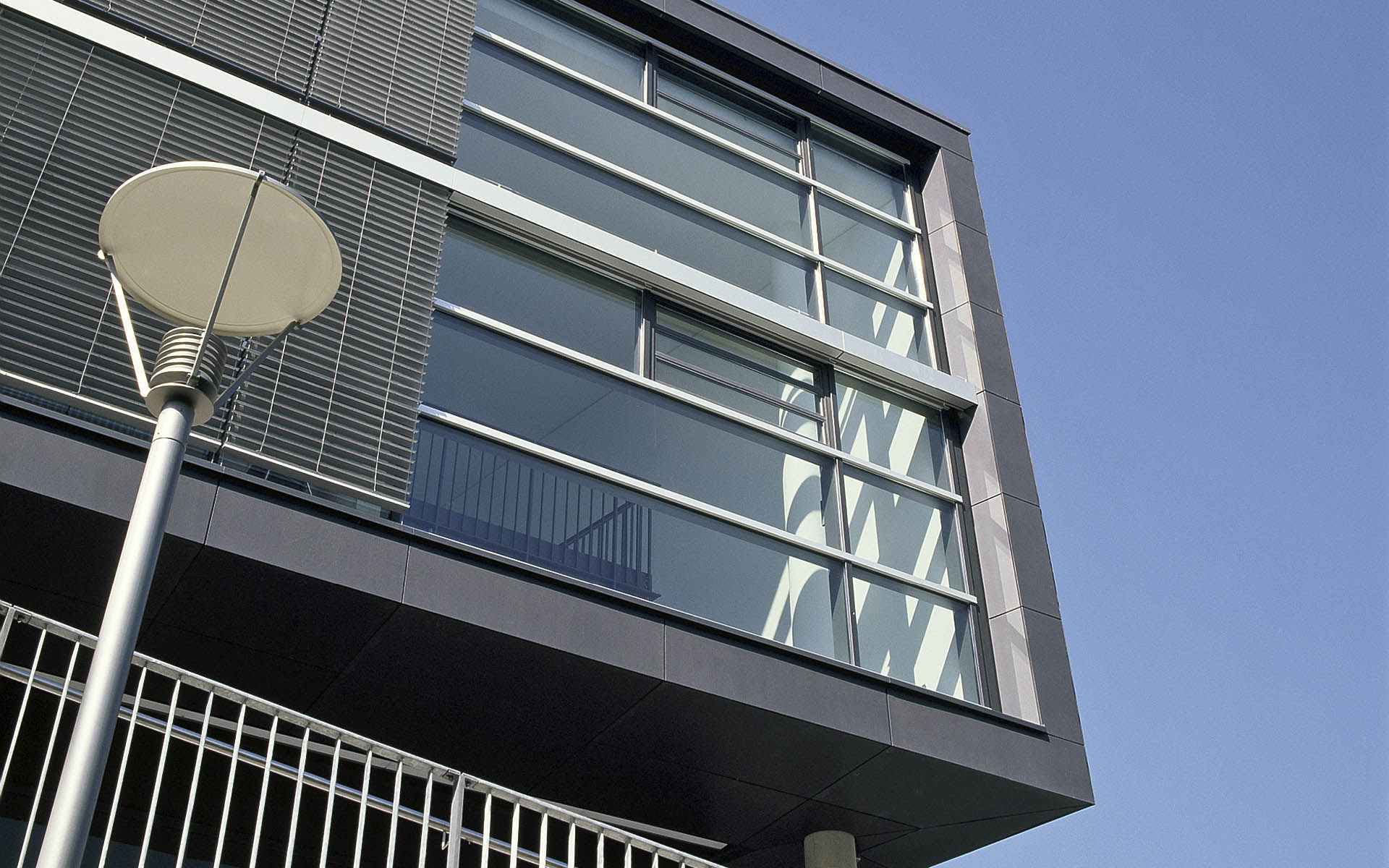 Projektbeispiel Universitätsgebäude Passau, Passau - Faserzement ...